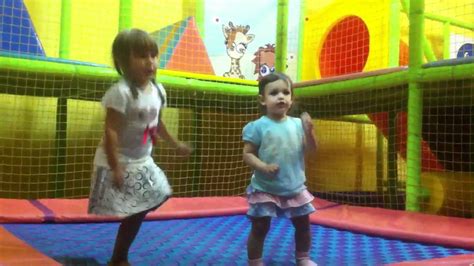 Lila Na Trampolinue YouTube