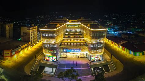 Imágenes de la moderna biblioteca que inauguró Nayib Bukele en El Salvador