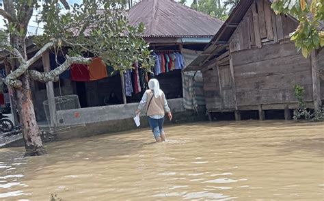 Tanggul Sungai Jebol Akibat Hujan Puluhan Desa Terendam Banjir Di Aceh