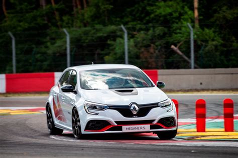 Renault Mégane RS Trophy R el compacto de tracción delantera más