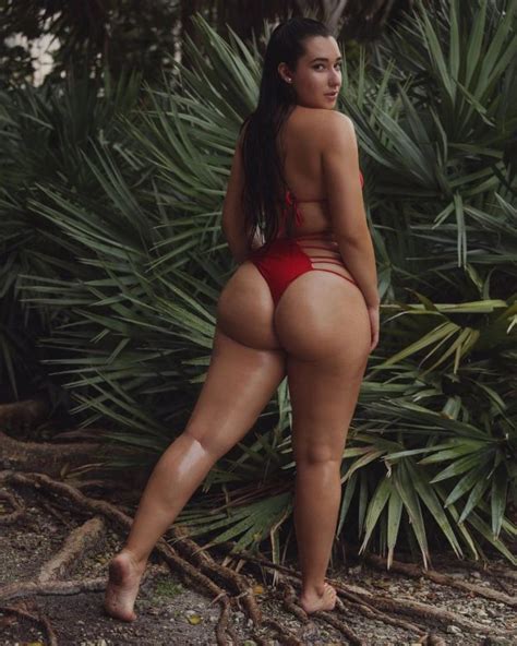 Desiree Gato Desnuda Y Sexy Y Videos