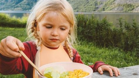Ouders Vertellen Over Hun Vakantie Met Kinderen Met Arfid EO