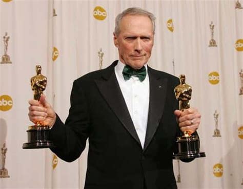 Clint Eastwood S Pals Fear The Worst As Iconic 92 Year Old Actor Has