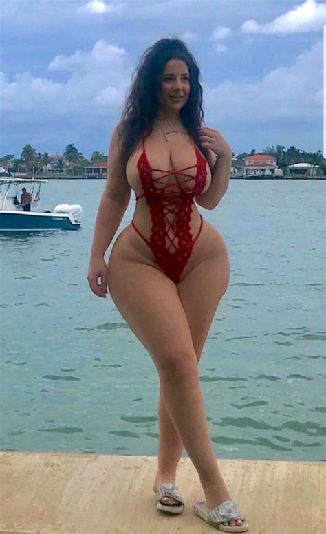 Thick Hips Huge Boobs Bikini Mature Wife Cute Public Pose X Photo