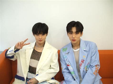 Jonghyeong Pics On Twitter Dkz Jonghyeong