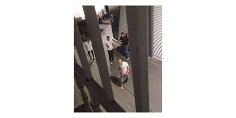 Yabancı gruplar arasında bıçaklı sopalı kavga