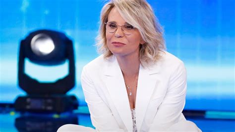 Amici Maria De Filippi continua la rivoluzione ecco chi è stato fatto