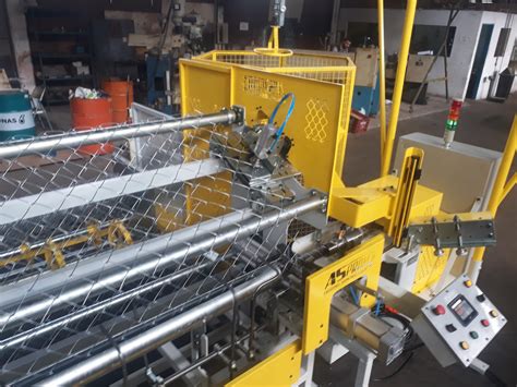 Máquina Para Telas de Alambrados Elétrica Pneumática Asprom