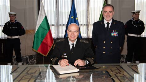 Il Capo Di Stato Maggiore Della Marina Militare Ammiraglio Di Squadra