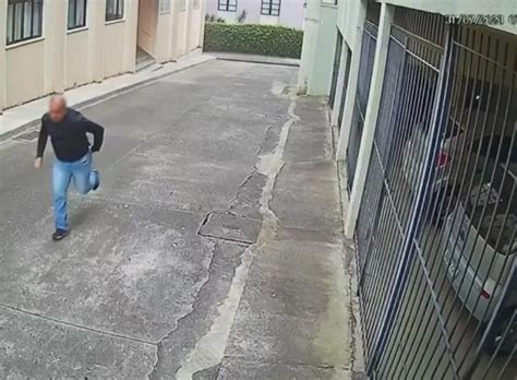 Enfermeira é esfaqueada pelo ex marido no Jardim Botânico vídeo