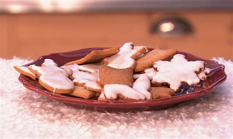 Recette Biscuit de Noël à la cannelle Petits Plats en équilibre TF1