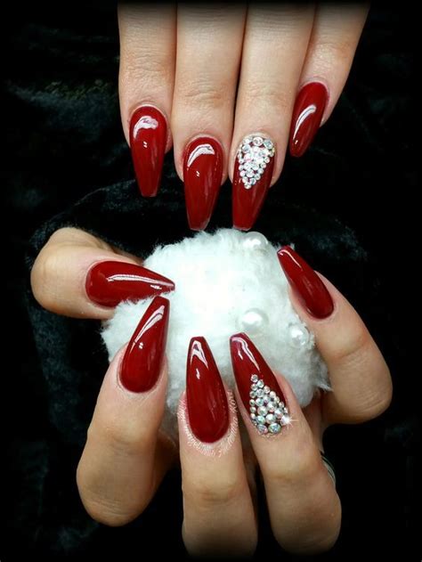 30 beste Weihnachts Nägel Nägel design rot Nageldesign Weihnachtsnägel