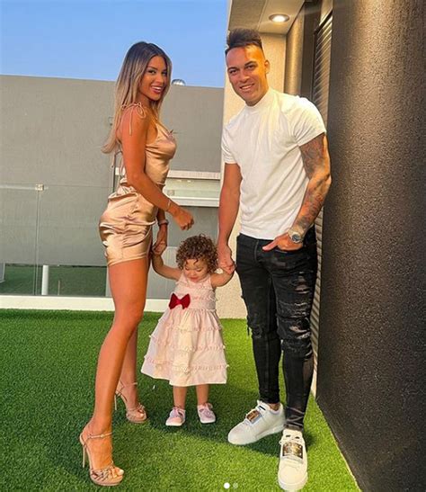 Una foto confirmaría que Agustina Gandolfo esposa de Lautaro Martínez