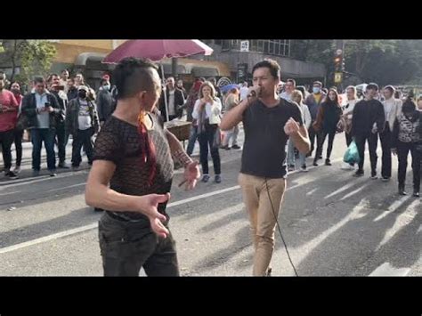 CANTOR DE RUA LOTA AVENIDA PAULISTA CANTANDO ALCIONE VEJA O REGAÇO