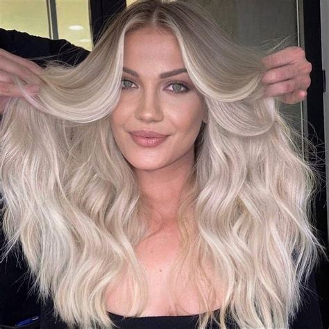 35 Alluring Face Framing Layer Ideas For Medium Hair Hood MWR