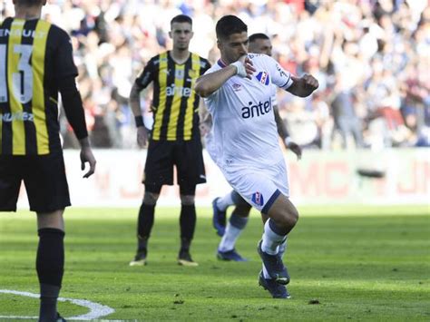 Luis Suarez gol Nacional vs Peñarol clasico en la Liga de Uruguay Luis