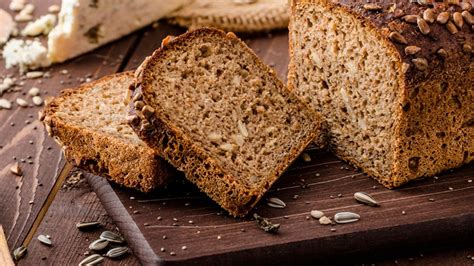 Pan integral con semillas una opción saludable y nutritiva para tus