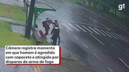 Imagens fortes Câmera registra momento em que homem é agredido
