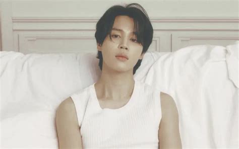 BTS Pai de Jimin causa furor fotos inéditas de cantor no exército