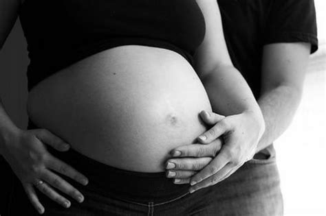 Los movimientos del bebé en la pancita Guía Para Padres