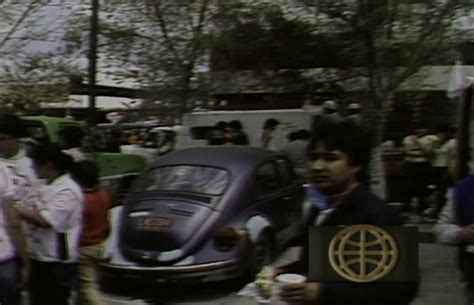 Imcdb Org Volkswagen Sed N Vocho Typ In El D A De La Uni N