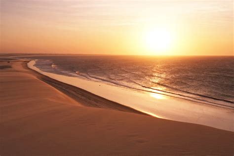 Duna do Pôr do Sol Caminho dos Ventos Chalés em Barrinha Aracajú CE