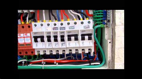 Instala O De Um Qdc Quadro De Distribui O De Circuitos