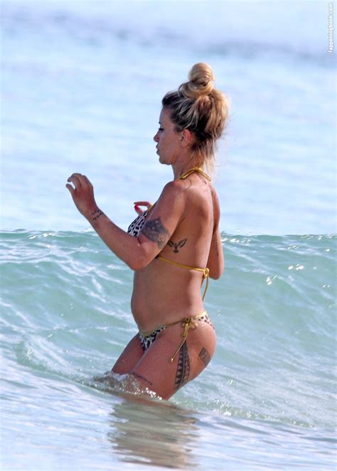 Florencia Peña Nude The Fappening Photo 1081452 FappeningBook