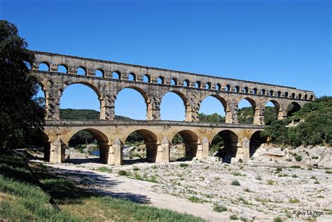 Traversez le Pont du Gard ce vestige romain qui est un véritable