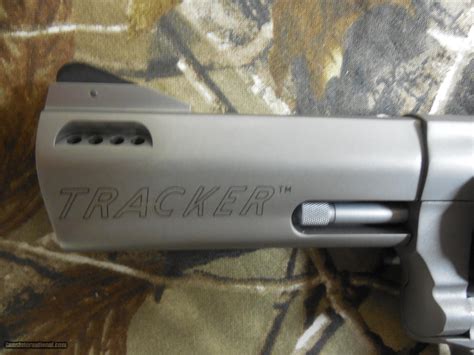 TAURUS 627 TRACKER 357 MAGNUM 7 SHOT REVOLVER S S 4 BARREL