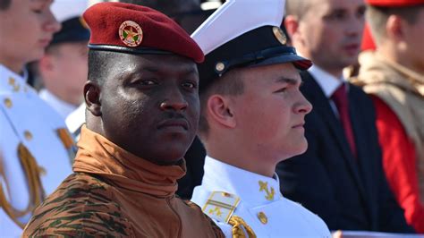 Burkina Faso le gouvernement de transition affirme avoir déjoué une