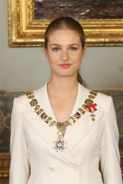 El Significado Del Traje Blanco De Leonor En Su Juramento Leonor