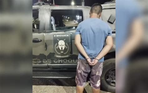 Homem Mata A Mulher A Facadas Dentro De Casa E Se Esconde Em Banheiro