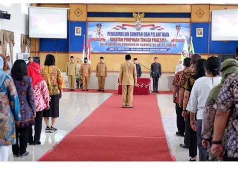 Pelantikan Kepala Dinas Kependudukan Dan Pencatatan Sipil Kabupaten