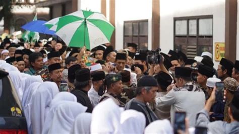 Telaga Manusia Di 40 Hari Kepergian Bapak