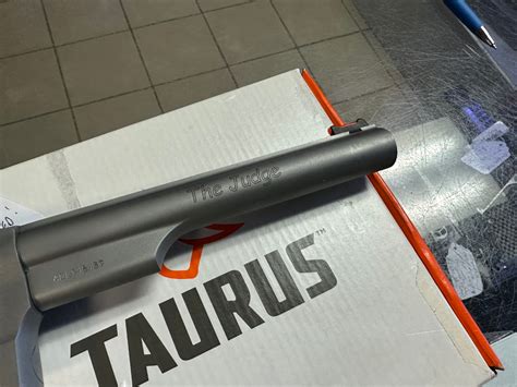 Taurus Judge Magnum 45 Colt LC Caliber Or 2 50 3 410 Gauge With 6 50