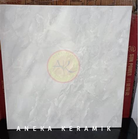 Jual Model Terlaris Keramik Lantai Abu Motif Marmer Glossy 40x40