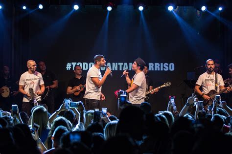Sorriso Maroto Projeto Todos Cantam Sorriso Faz Sucesso Thiago