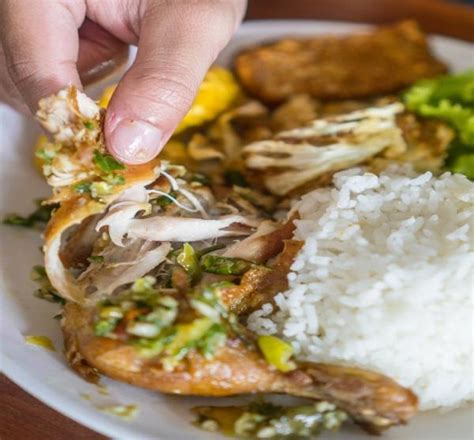 7 Rekomendasi Kuliner Pedas Wajib Coba Di Bandung Enaknya Sampai Bikin