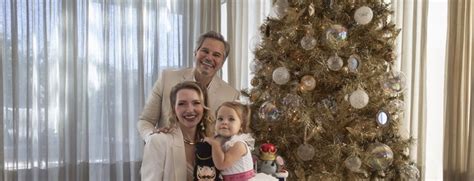 No ar em Fuzuê Edson Celulari posa a família conta como será o
