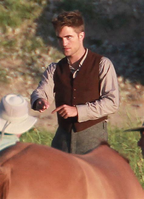Water For Elephants Set Pics June 3rd Robert Pattinson Photo