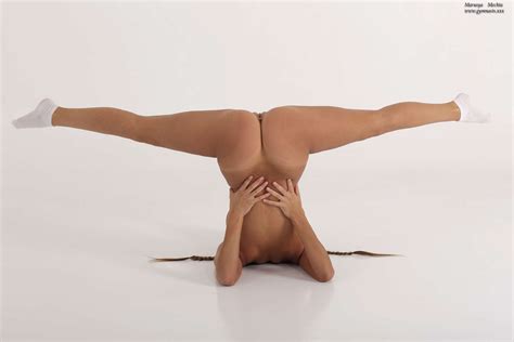 Naked Yoga Picture Gallery