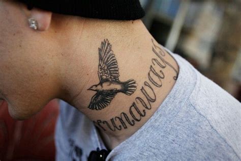 The 80 Best Neck Tattoos For Men Improb Tattoo Freiheit Kleine