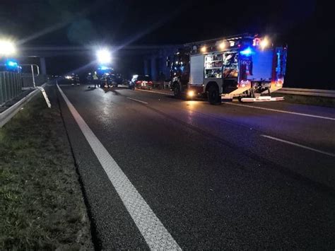 Śmiertelny wypadek na A1 Dwie osoby nie żyją AKTUALIZACJA