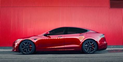 Tesla Shows Off Ultra Red Paint For Model S And Model X Video