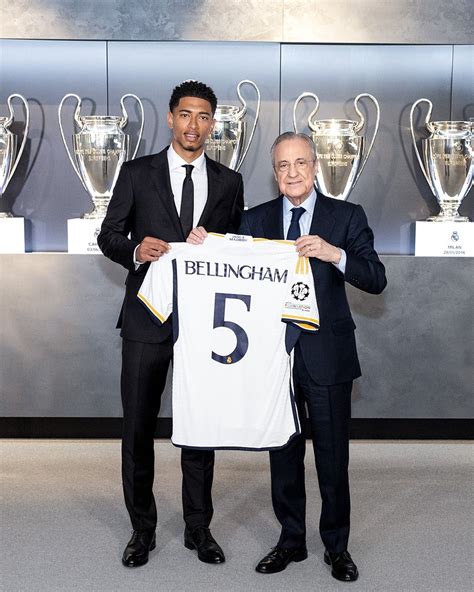 Jude Bellingham Apresentado No Real Madrid E Usar A Camisa