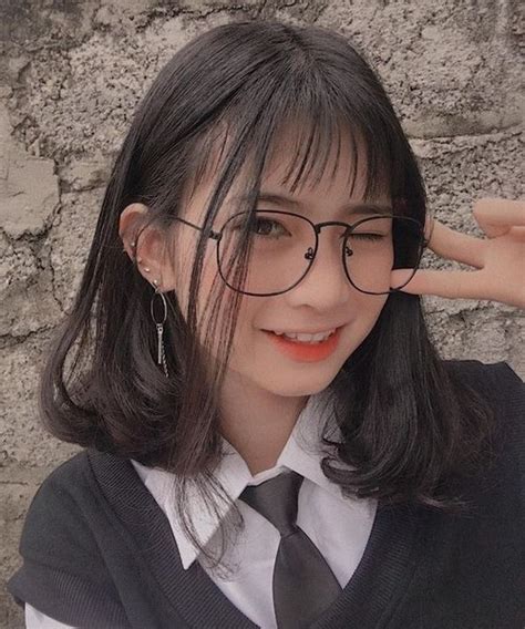 Top 99 Ảnh Gái Xinh Tóc Dài Đeo Kính Cute Dễ Thương Nhất