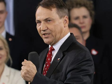Sikorski na radzie krajowej PO Mówił o wkładaniu kija w szprychy