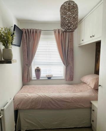 8 Ways That Show Why Pink Is A Fabulous Colour For A Bedroom Pink
