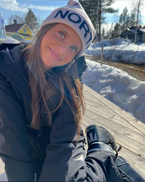 Hedvig Sjödin Vinter Fotos Tøj